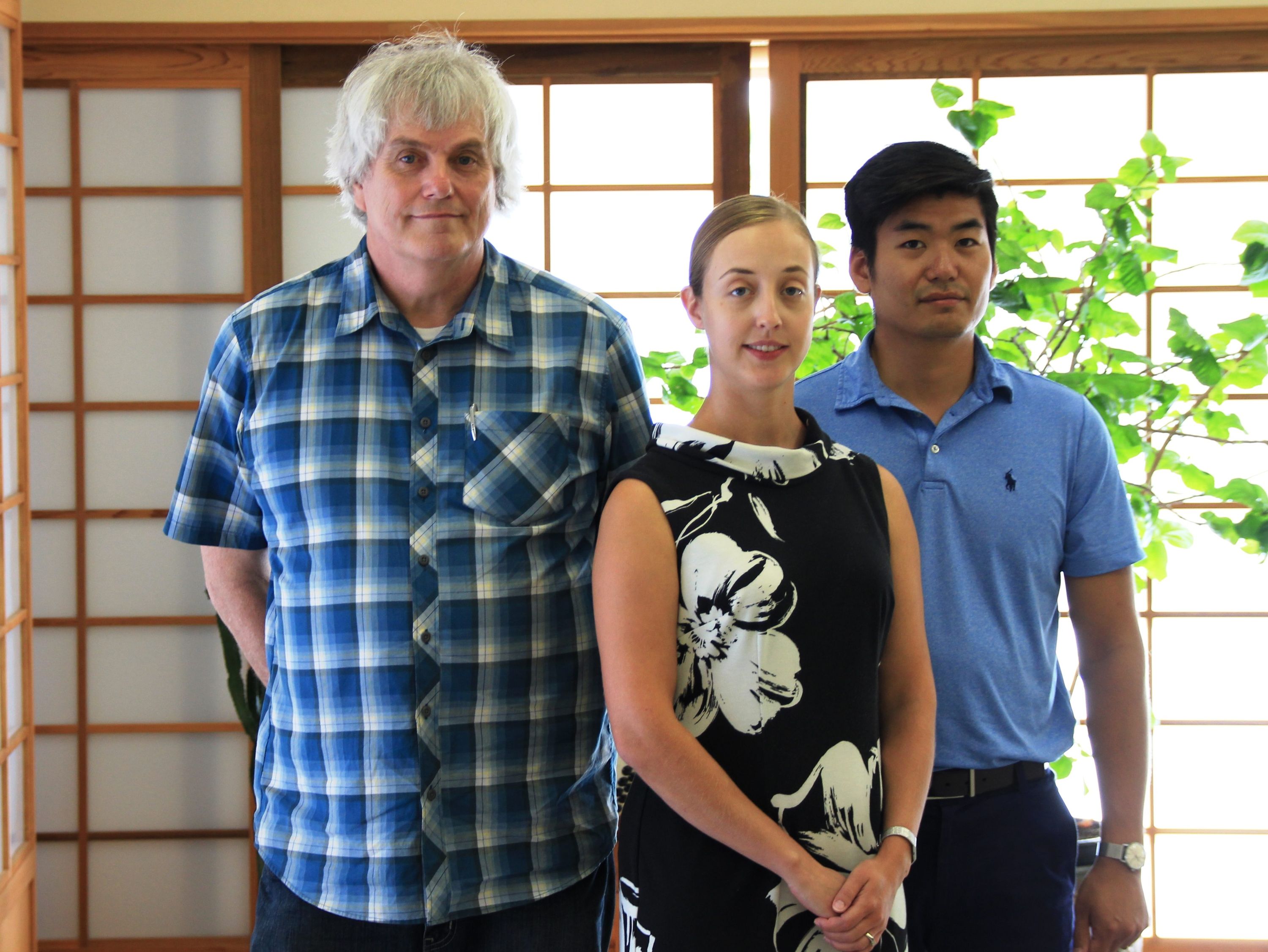 Lanterns for Peace ceremony held at Memorial Park | Winnipeg Sun
