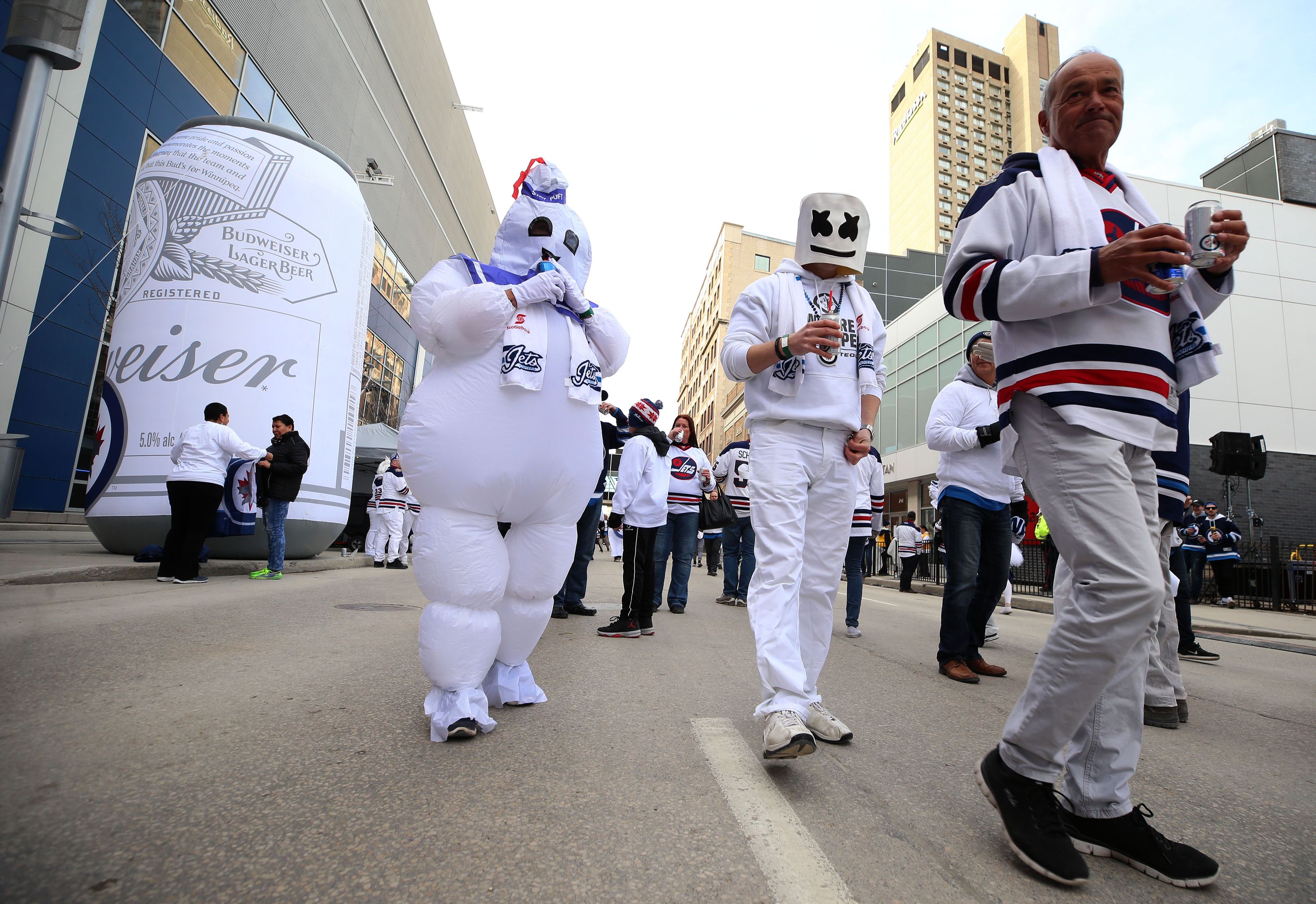 Whiteout hits Winnipeg as fans come to party | Winnipeg Sun