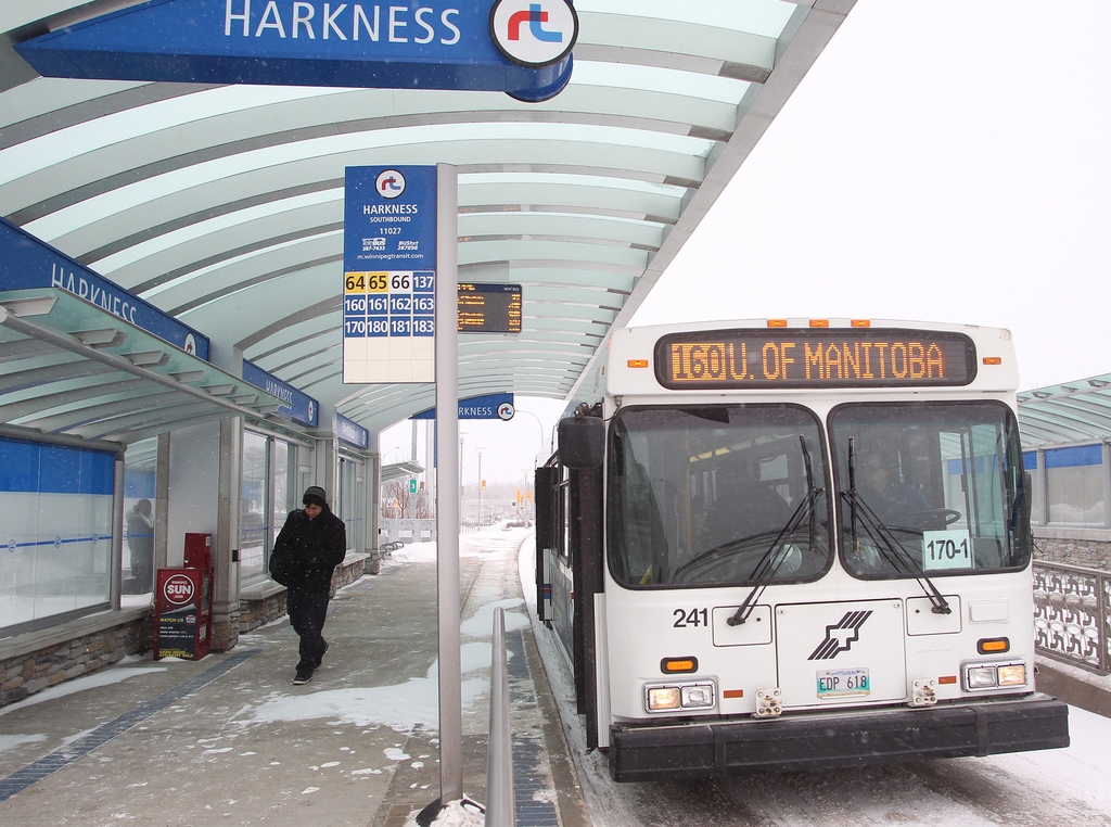 City's BLUE rapid transit line now in service | Winnipeg Sun