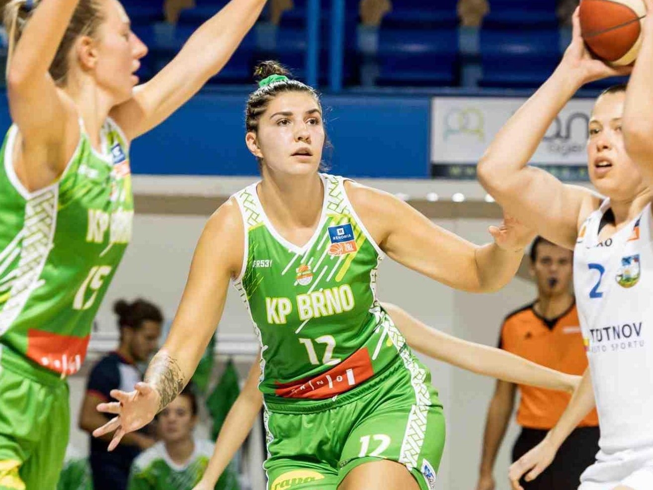 ‘2020 just won’t let up:’ Winnipegger Emily Potter, battling COVID-19 ...