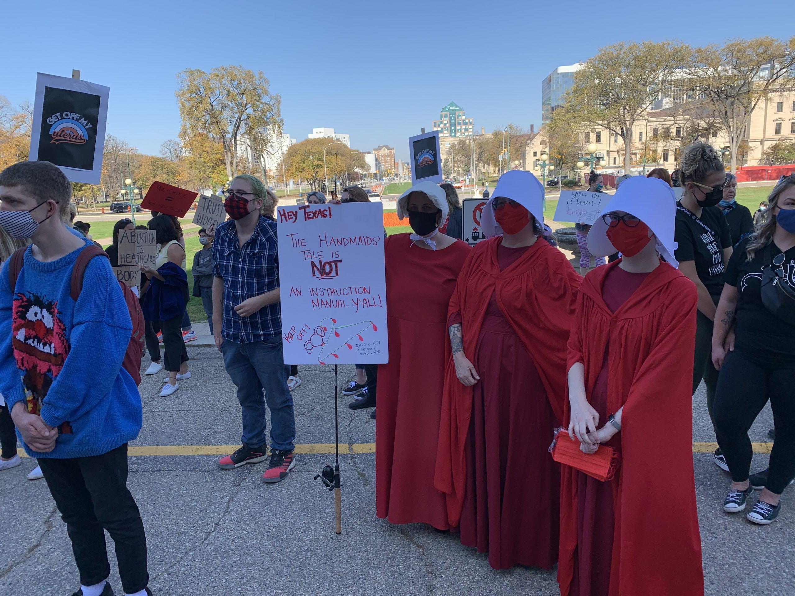Winnipeggers rally to protest Texas law restricting abortion | Calgary Sun