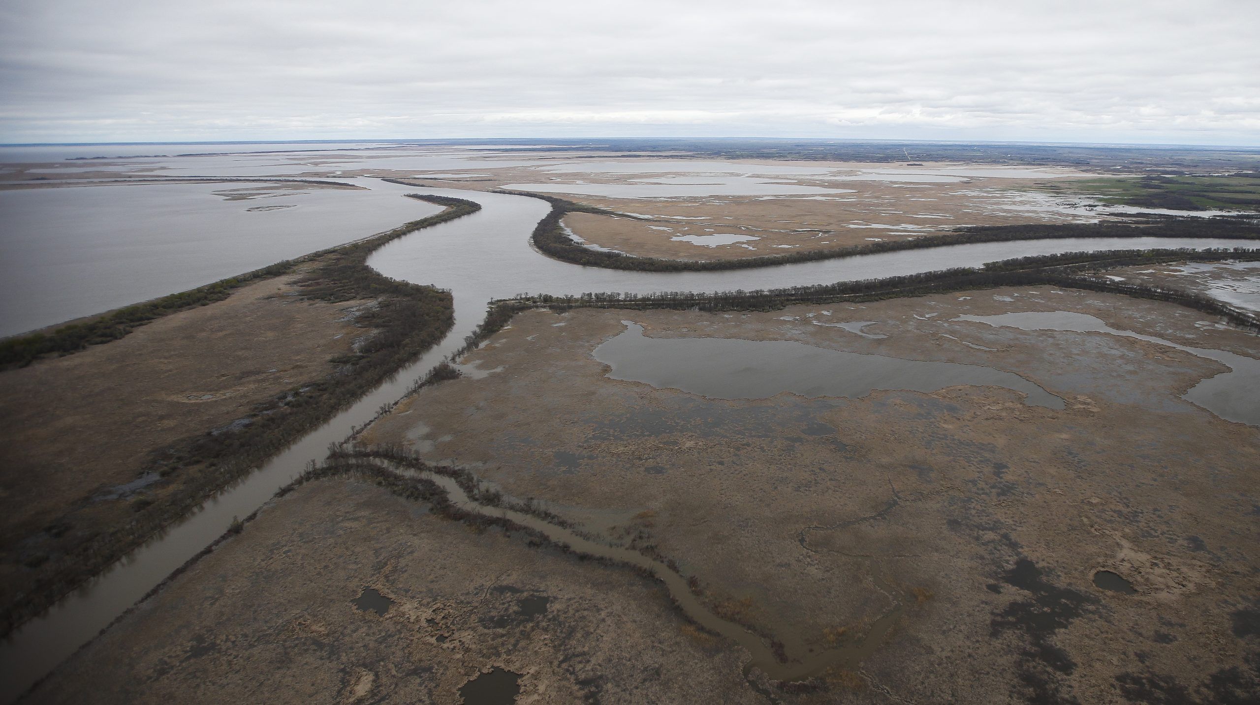 Provinces issues overland flood warning for southeast Manitoba ...