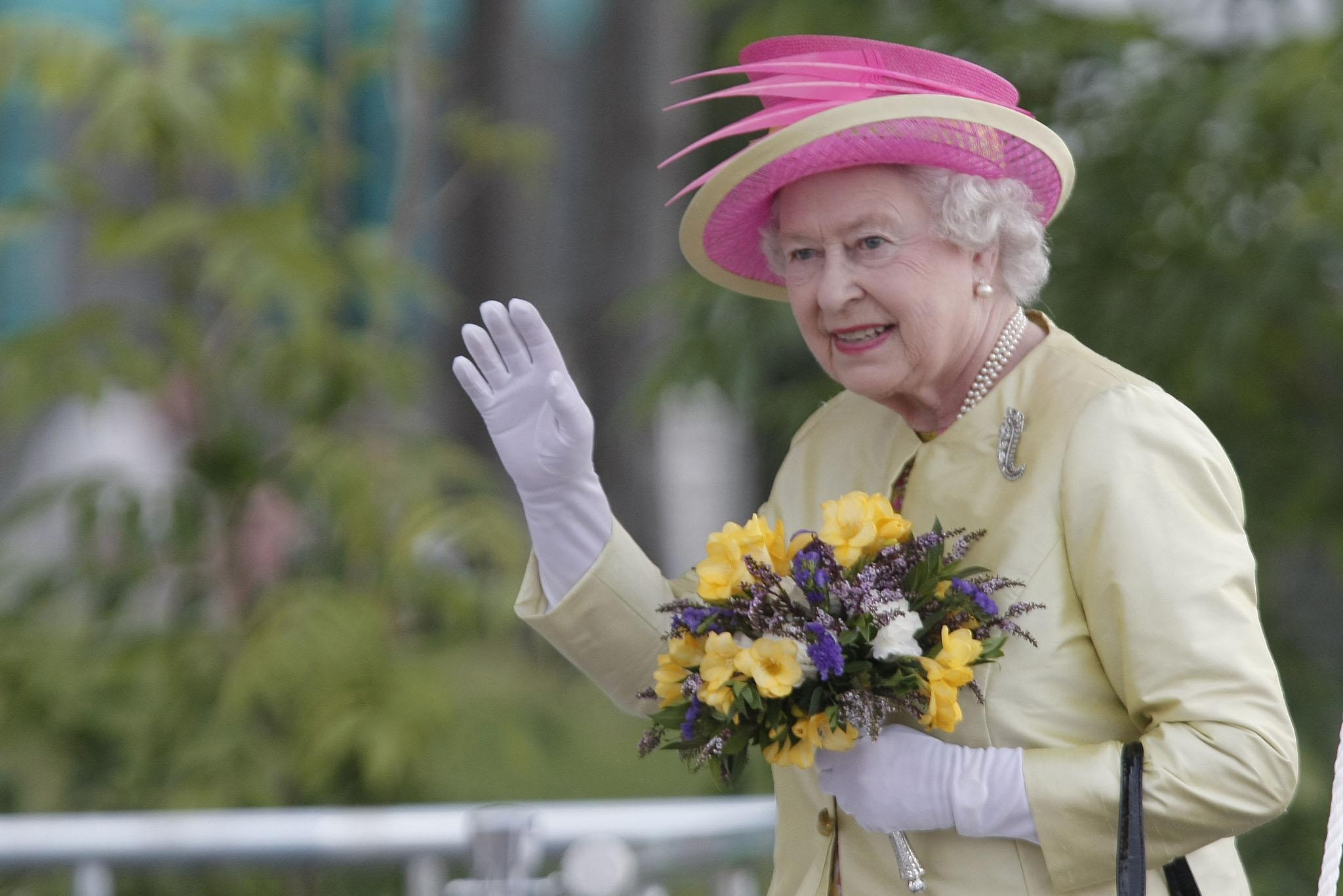 Manitoba leaders reflect on Queen's relationship with the province ...
