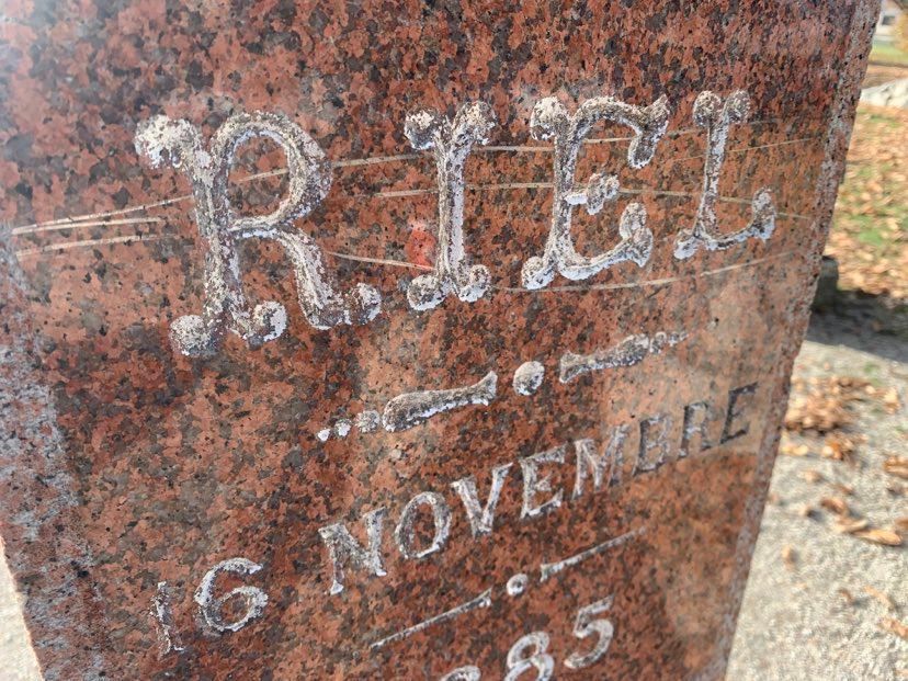 ‘A KNIFE TO THE HEART’: Louis Riel’s grave stone defaced | Winnipeg Sun