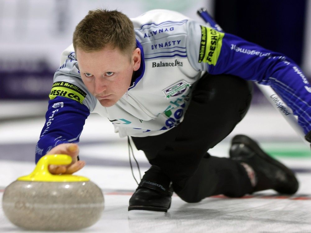 Braden Calvert rolls past Carruthers into Manitoba curling final ...