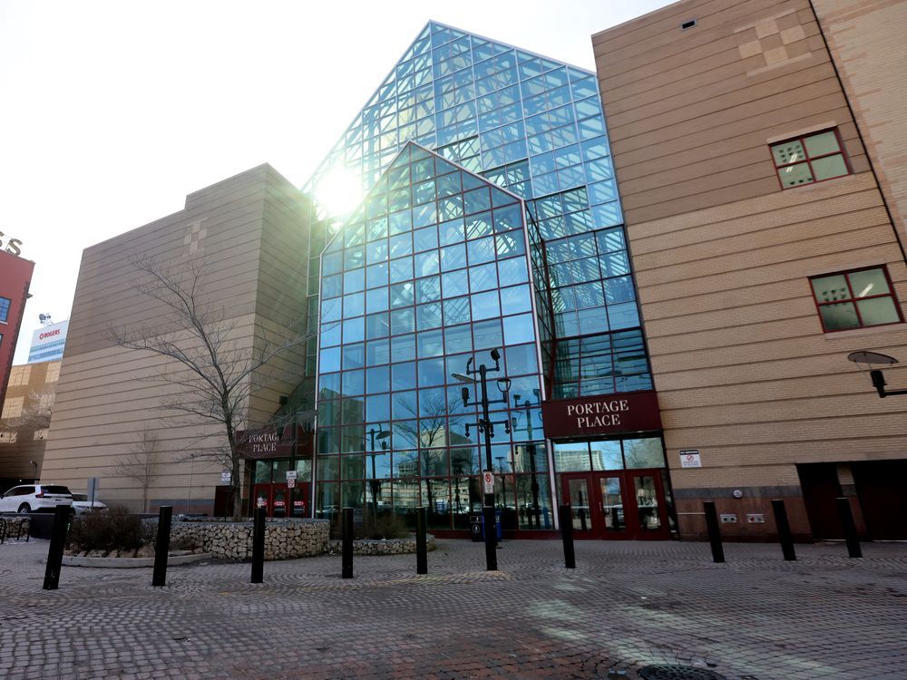 Mayor Gillingham supports $650 million Portage Place redevelopment ...