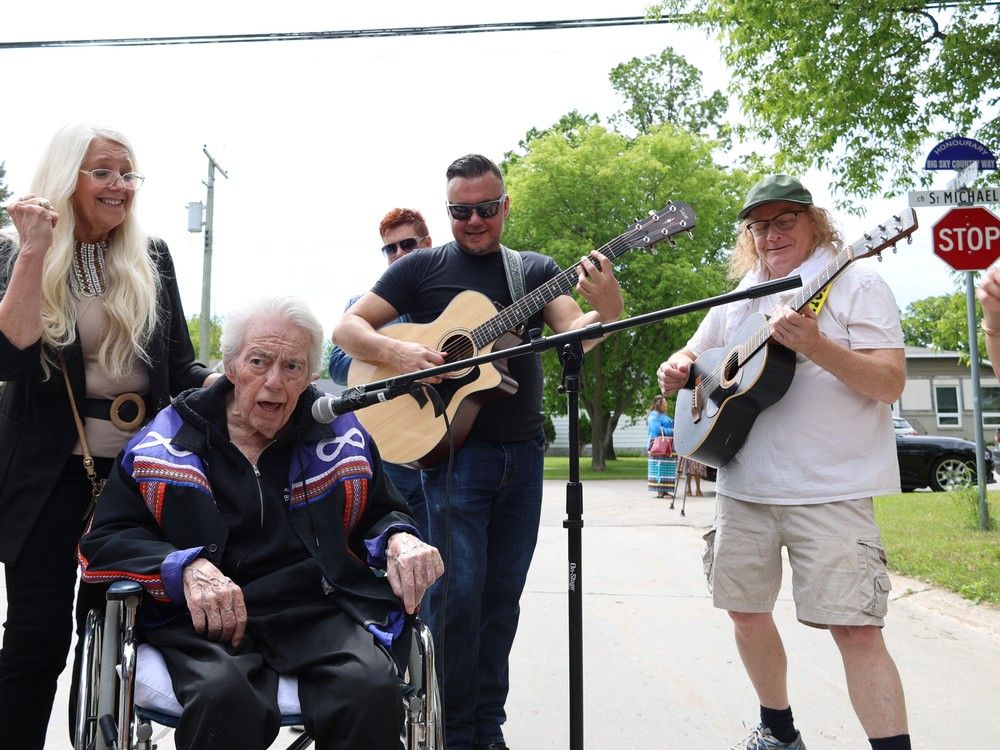 Celebration of life to be held to honour Ray St. Germain | Winnipeg Sun