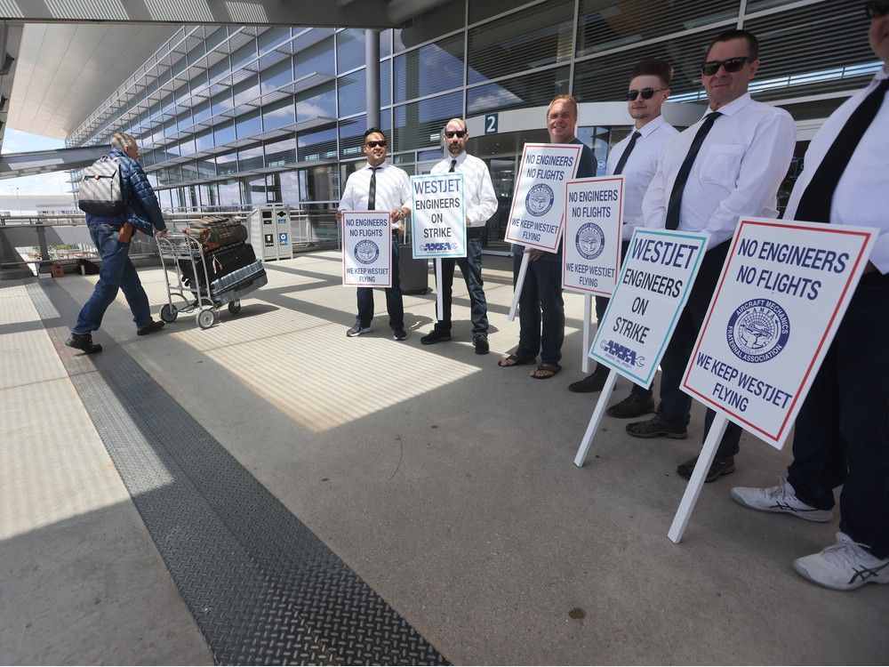 WestJet calls on feds for ‘urgent clarity’ after 800 flights cancelled ...