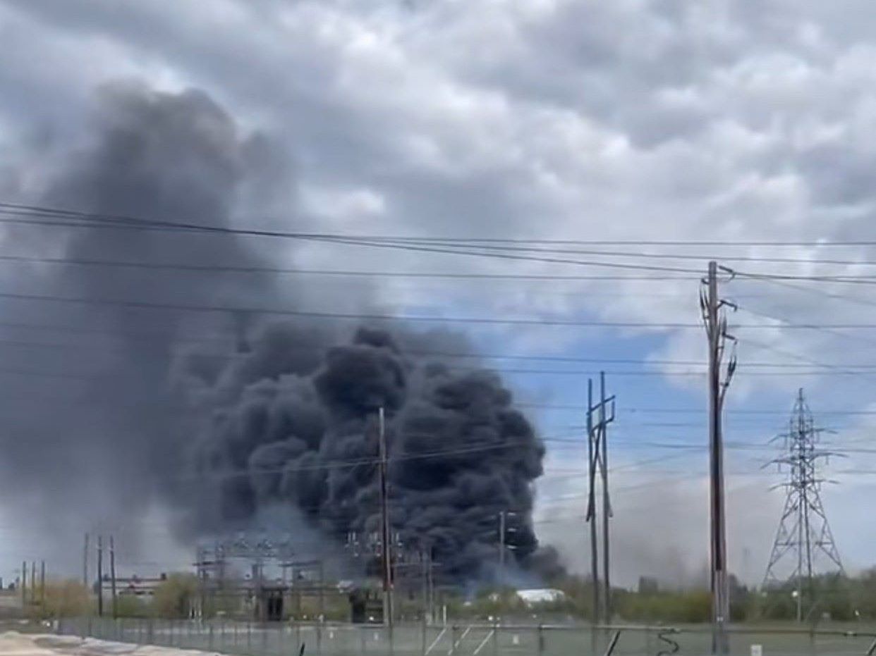 Firefighters battling large blaze in North Transcona industrial zone ...