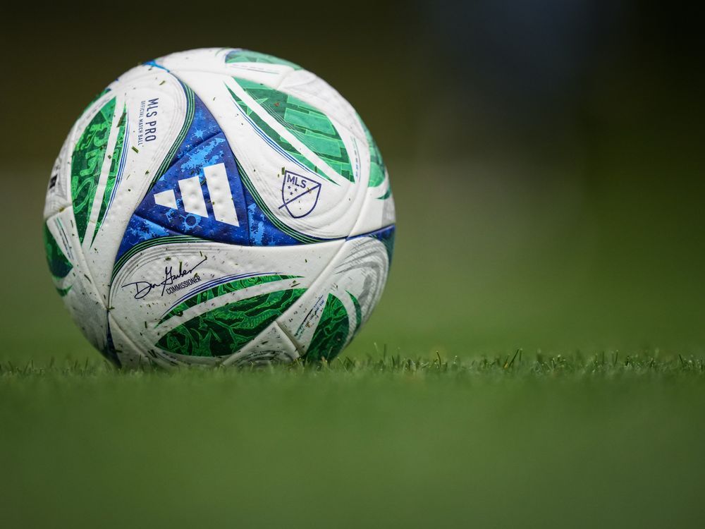 Too costly to cheer? Canadians balk at rising World Cup price tag ...